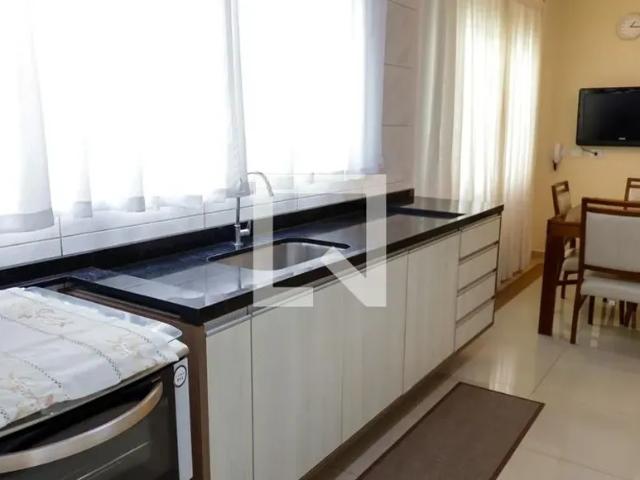 Casa à Venda Jardim das Flores, 3 Quartos, 179 m2