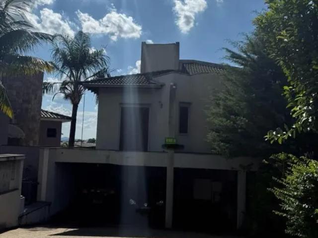 Casa à venda em Alphaville, Santana de Parnaíba, SP