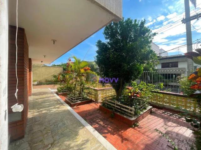 Casa à venda por R$ 3.300.000,00 Boa Viagem Niterói/RJ