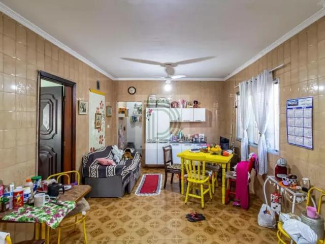 Casa à Venda Próximo à USP Excelente Oportunidade para Renda!