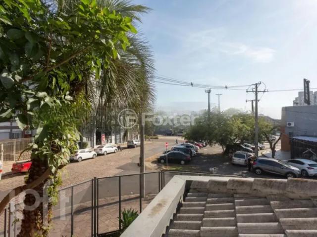 Casa à venda Rua Doutor Eduardo Chartier, Passo da Areia Porto Alegre