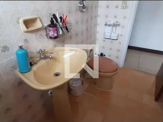 Casa à Venda Umuarama, 4 Quartos, 200 m2
