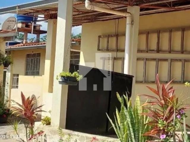 Casa à Venda, Vila Joaquina, sendo 4 casas atualmente alugadas e com salão comercial Jundiaí, SP