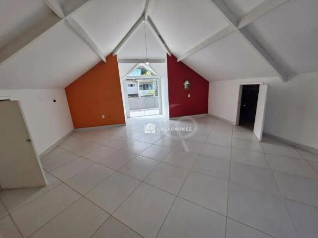 Casa com 3 dormitórios à venda, 200 m² por R$ 640.000,00 Vargem Grande Rio de Janeiro/RJ