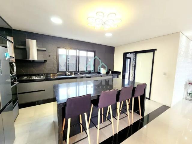 Casa à venda, 320 m² por R$ 1.700.000,00 Ouroville Taubaté/SP