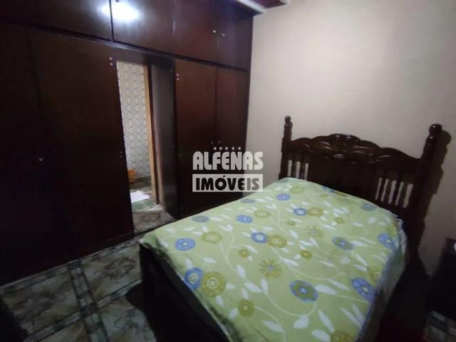 Casa à venda 3 quartos no Bairro Jardim São José