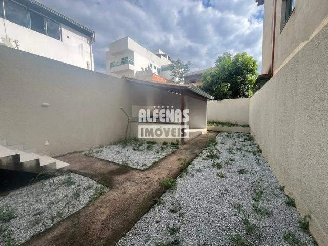 Casa à venda 3 quartos no Bairro Masterville