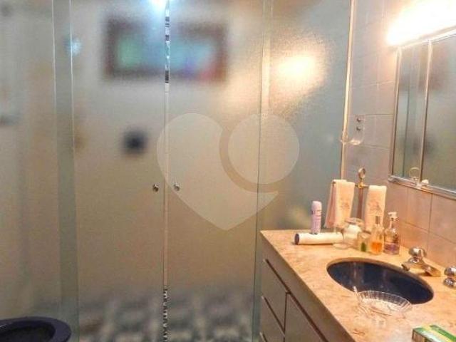 Casa térrea com 3 quartos à venda em Chácara Monte Alegre SP