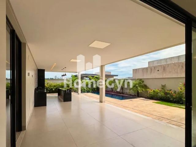 Casa à venda 5 suítes no Jardins Itália em Goiânia GO