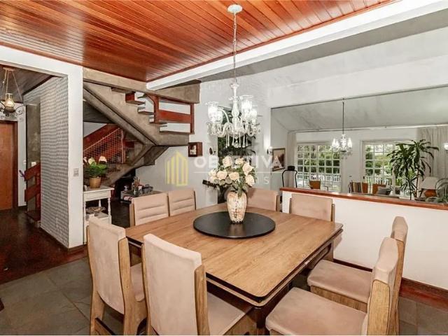 Casa à venda 6 Quartos 2 Suites 5 Vagas 390M² Boa Vista Porto Alegre RS