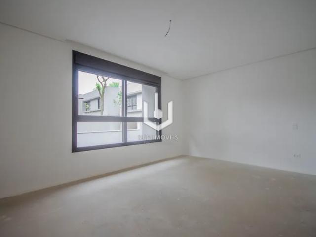 Casa na Granja Julieta de 850m² com 4 suítes