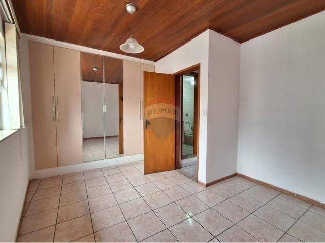 Casa Versátil para moradia ou comercial no Santa Helena Centro