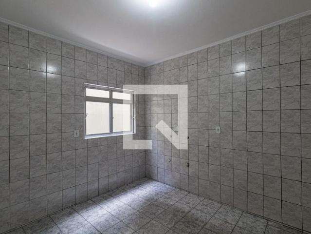 Casa, Vila Carmosina, 1 Quarto, 218 m2 São Paulo
