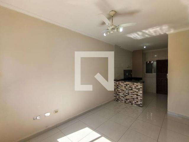 Casa, Vila Antartica, 2 Quartos, 50 m2 Praia Grande