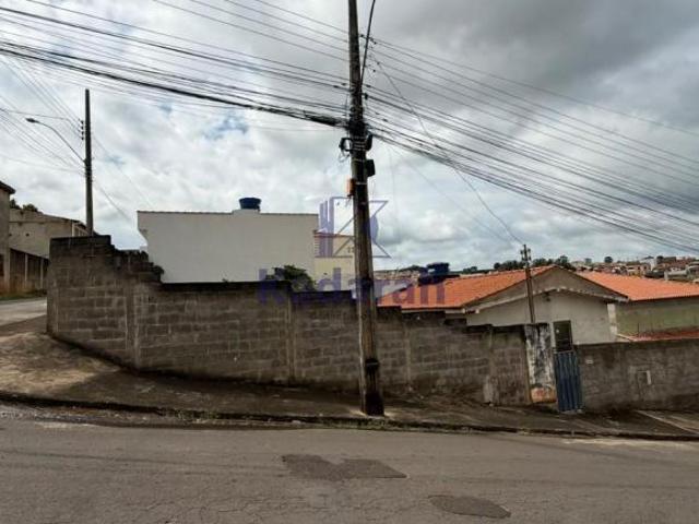 Casa, Vila Brasil, Areado, MG