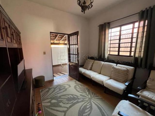 CASA VILA DOS LAVRADORES BOTUCATU / SP