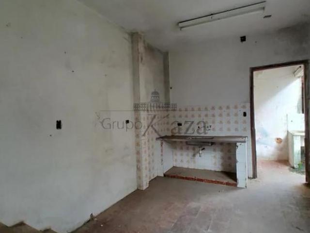 Casa Vila Formosa Jacareí 5 Dormitórios 130m²