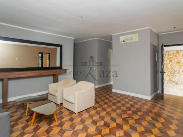 Casa Vila Olímpia 6 Suítes 350m²