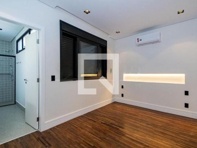 Casa, Vila Olímpia, 3 Quartos, 160 m2 São Paulo