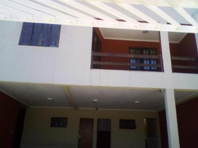 CASA VILA OLIVEIRA