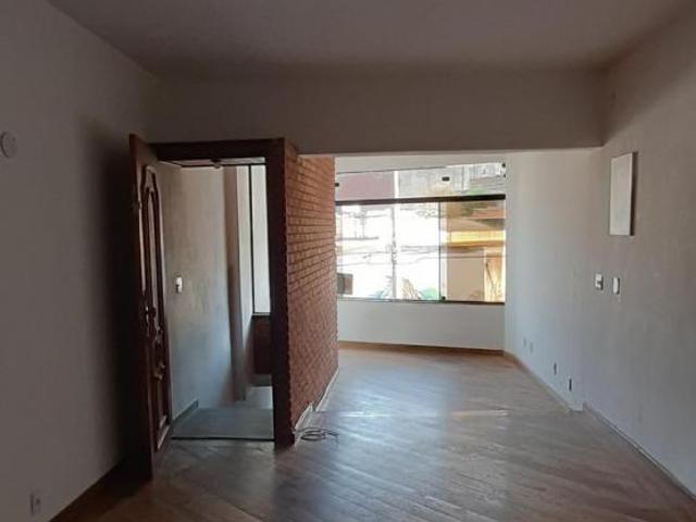 CASA VILA MONUMENTO 2 Dormis com 2 Vagas Responsável: 11 9 4796 2442