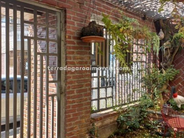 CASA VILA MOREIRA