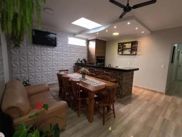 CASA VILA MARIA BOTUCATU / SP