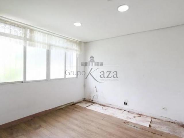 Casa Vila Mariana 3 Dormitórios 225m²