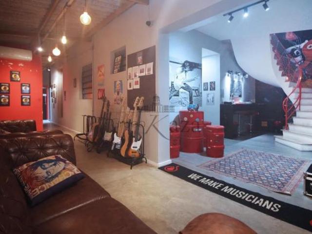 Casa Vila Nova Conceição 5 Dormitórios 210m²