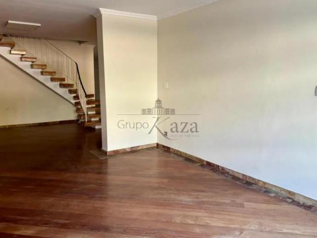 Casa Vila Nova Conceição 3 Dormitórios 230m²