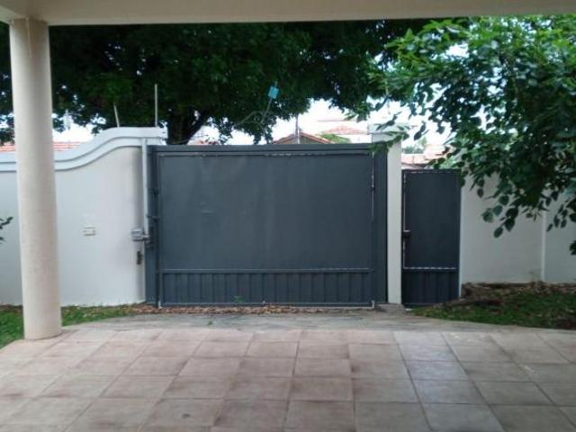 CASA VILA SÃƒO JUDAS THADEU BOTUCATU / SP