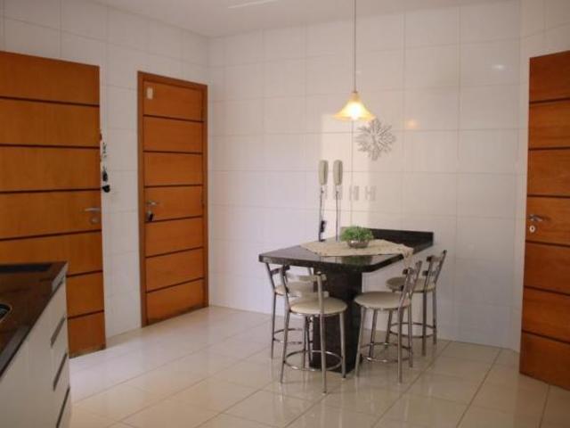 CASA VILA SANTA CATARINA