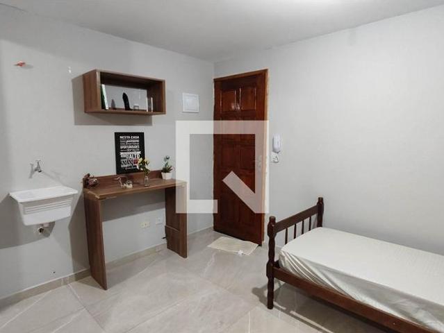 Casa, Vila Santa Margarida, 1 Quarto, 20 m2 Ferraz de Vasconcelos