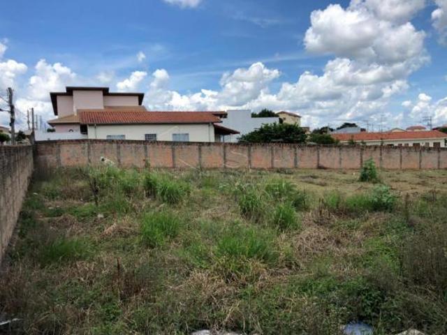 CASA VILA SANTANA BOTUCATU / SP