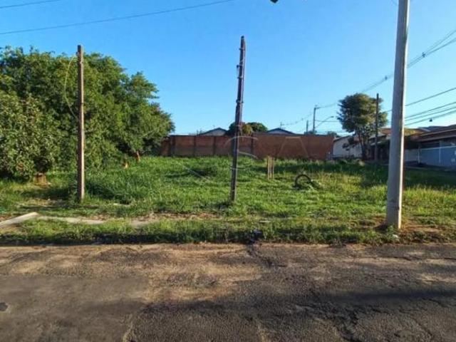 CASA VILA PAULISTA BOTUCATU / SP