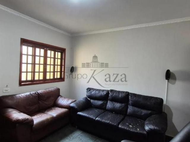 Casa Vila Pinheiro Jacareí 154,00 3 Dormitórios. Terreno 269m²