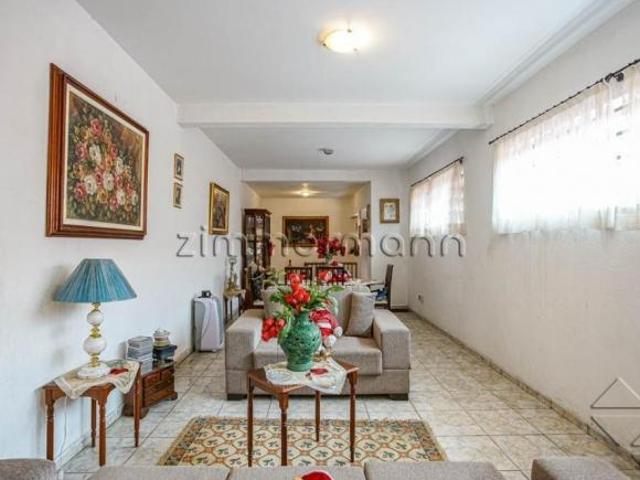 CASA VILA ROMANA 3 DORMITÓRIOS