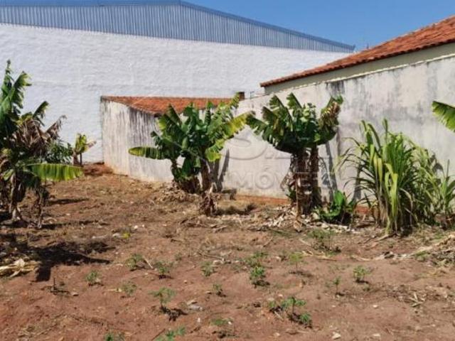 CASA VILA REAL BOTUCATU / SP