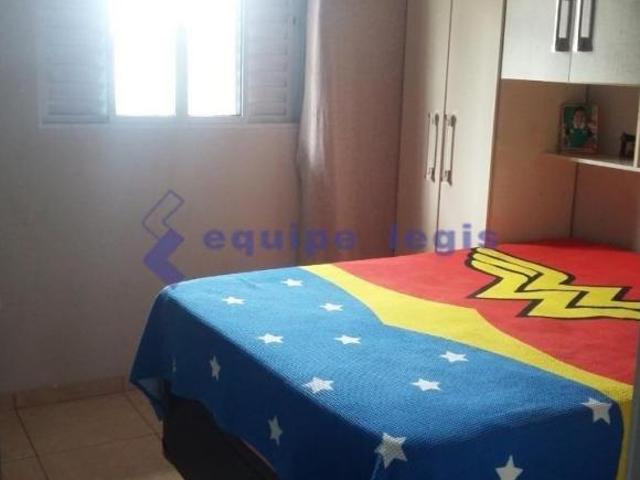CASA VILA REGINA ZONA LESTE