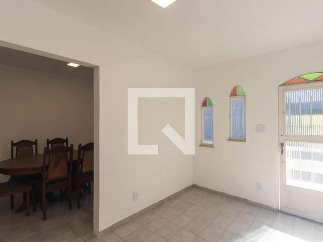 Casa, Vila Três, 2 Quartos, 140 m2 São Gonçalo