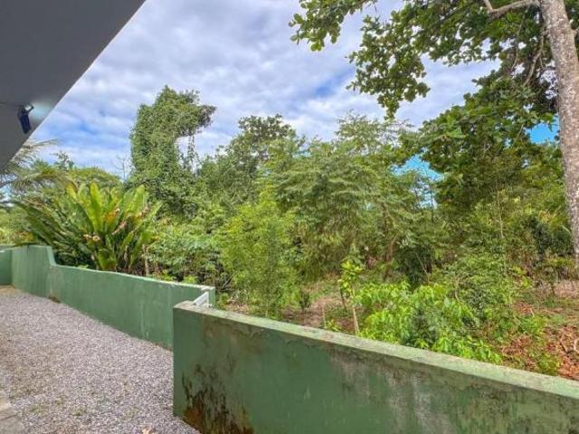 CASA VISTA MAR NA PRAIA DE ITAMAMBUCA
