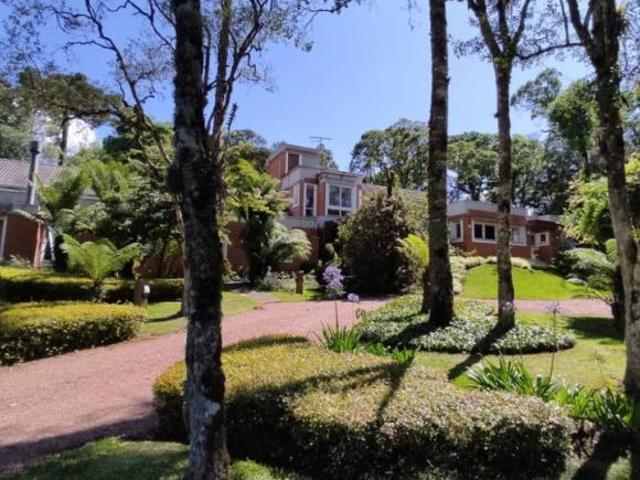 Casa 04 Dorm. Bairro Golf Club