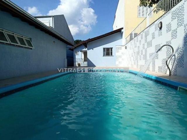 casa 04 dormitórios mais piscina e vagas cobertas