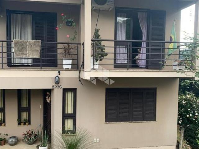 Casa 04 dormitorios bairro das Rosas Estancia Velha