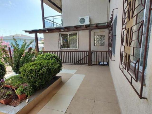 Casa | 04 Dormitórios | Cinquentenário