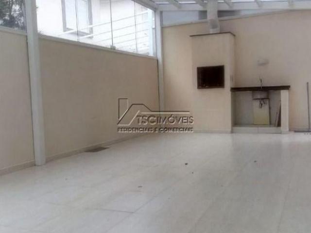 Casa 04 dormitorios sendo 01 suite 03 vagas 126m2 no Morumbi