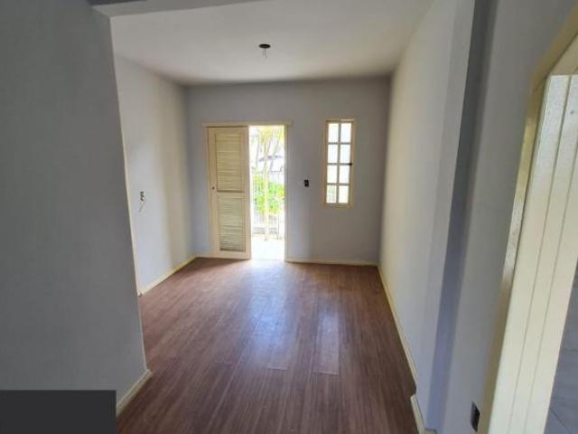CASA 04 DORMITÓRIOS