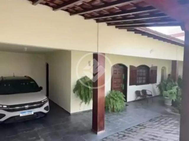 Casa 04 quartos 01 suíte varanda gourmet 03 vagas de garagem na melhor região da Pampulha