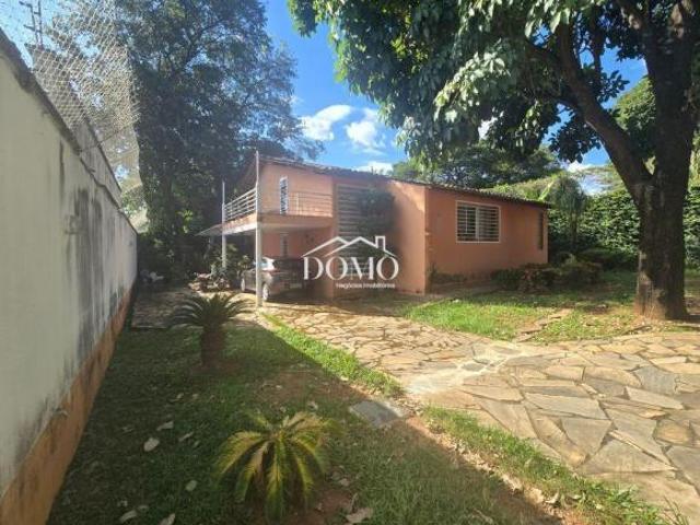 CASA 04 QUARTOS COM HABITE SE