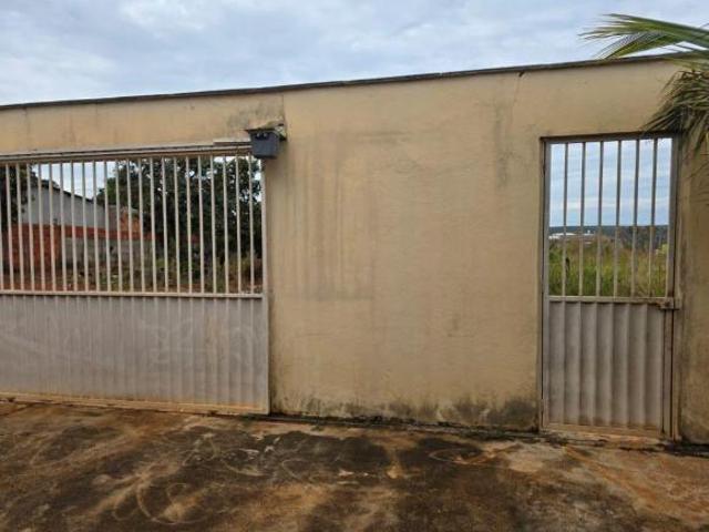 CASA 04 QUARTOS, SUITE FORMOSA GO ACEITA FINANCIAMENTO!